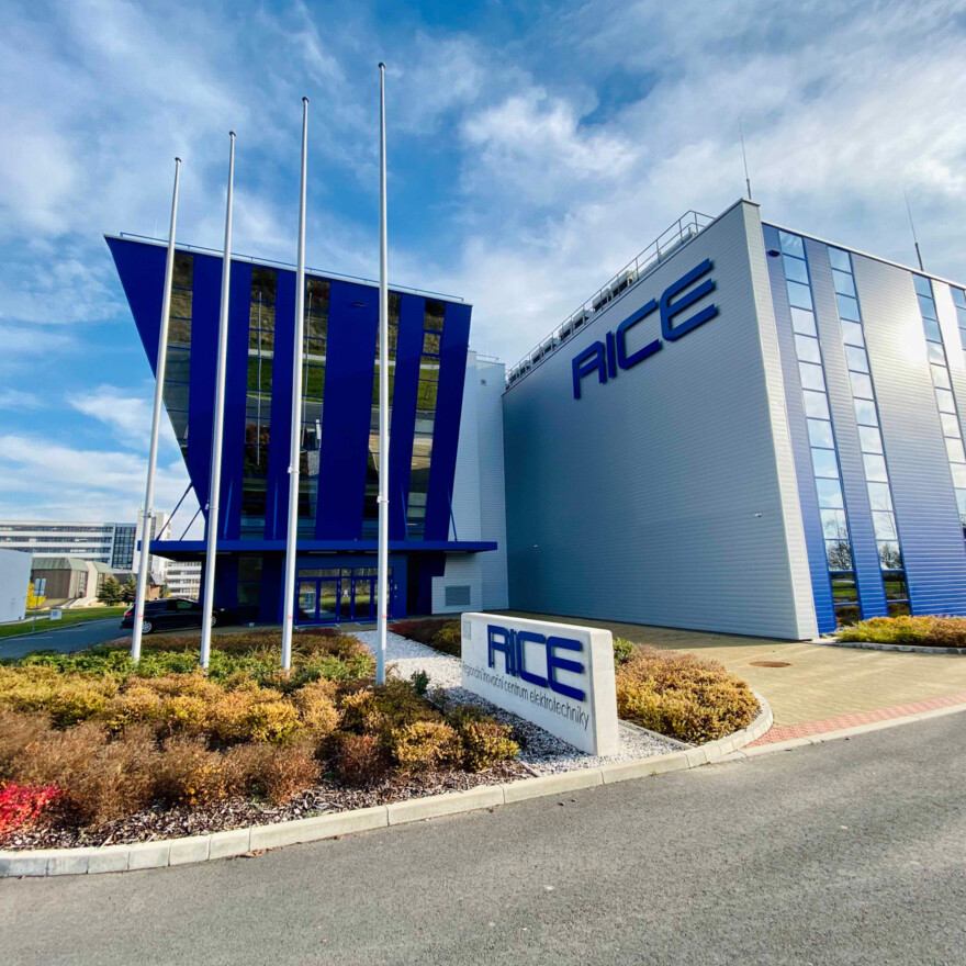 Faculty of Electrical Engineering - University of West Bohemia - Czech ...